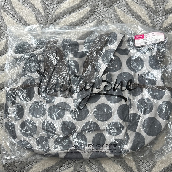 thirty-one | Bags | Thirtyone Grey Mod Dot Retro Metro Bag | Poshmark